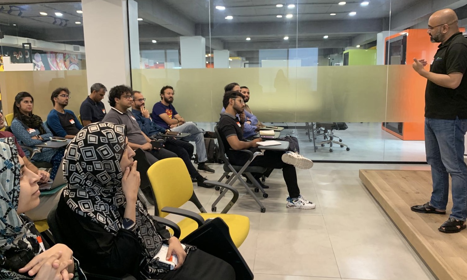 Tackling Karachi's Garbage | Code for Pakistan